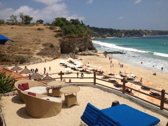 Disparda Melonggarkan, Pengelola Tak Mau 'Grasa-Grusu'. Pantai Labuan ...