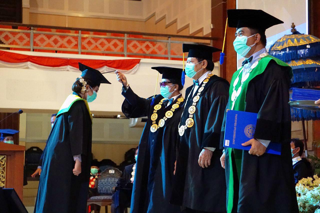 Wisuda Ke-138, Universitas Udayana Lepas 1.108 Wisudawan - Pos Bali